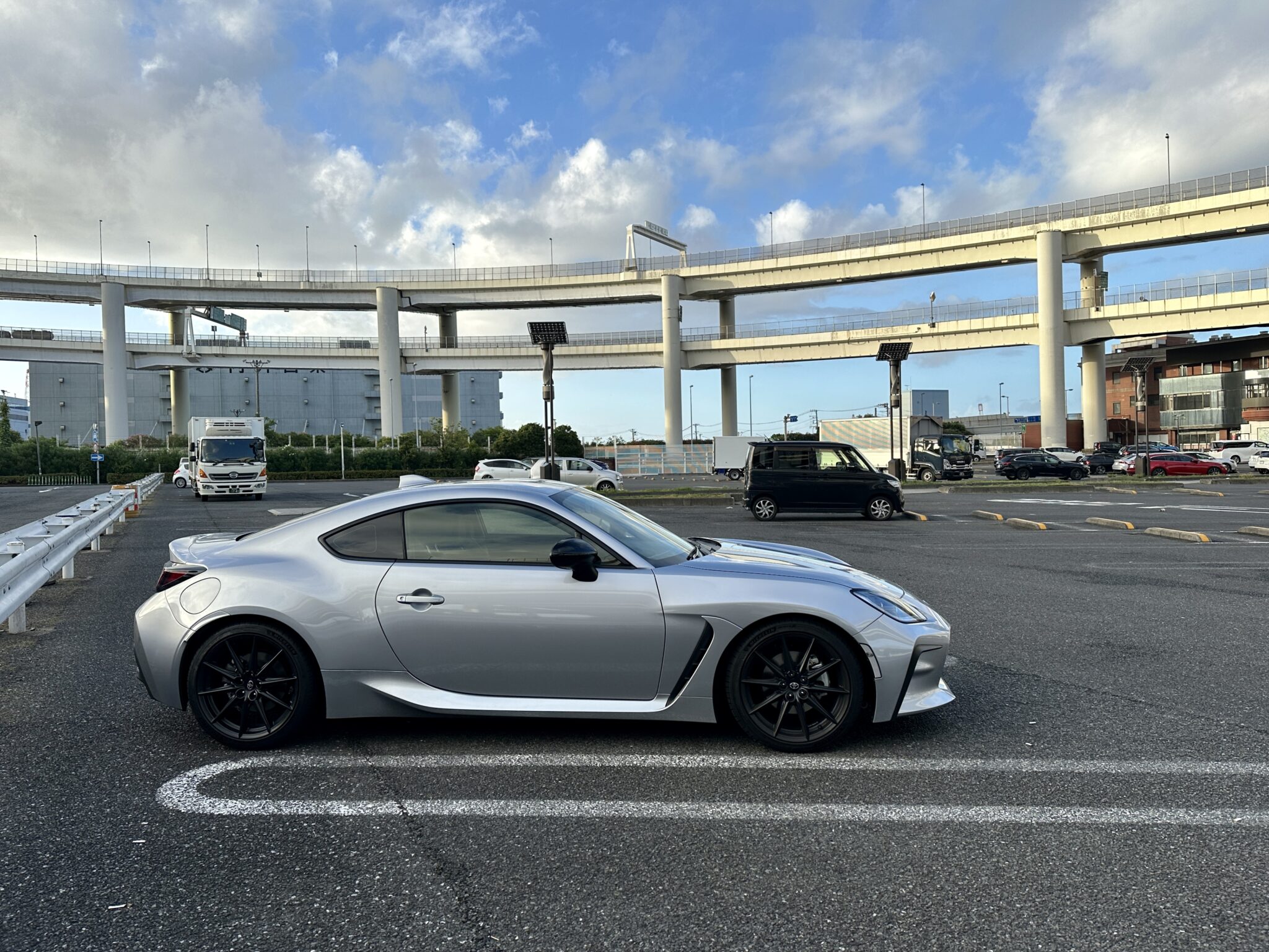 GR86 ダウンサスで3センチダウンのセットアップ - 48motorz