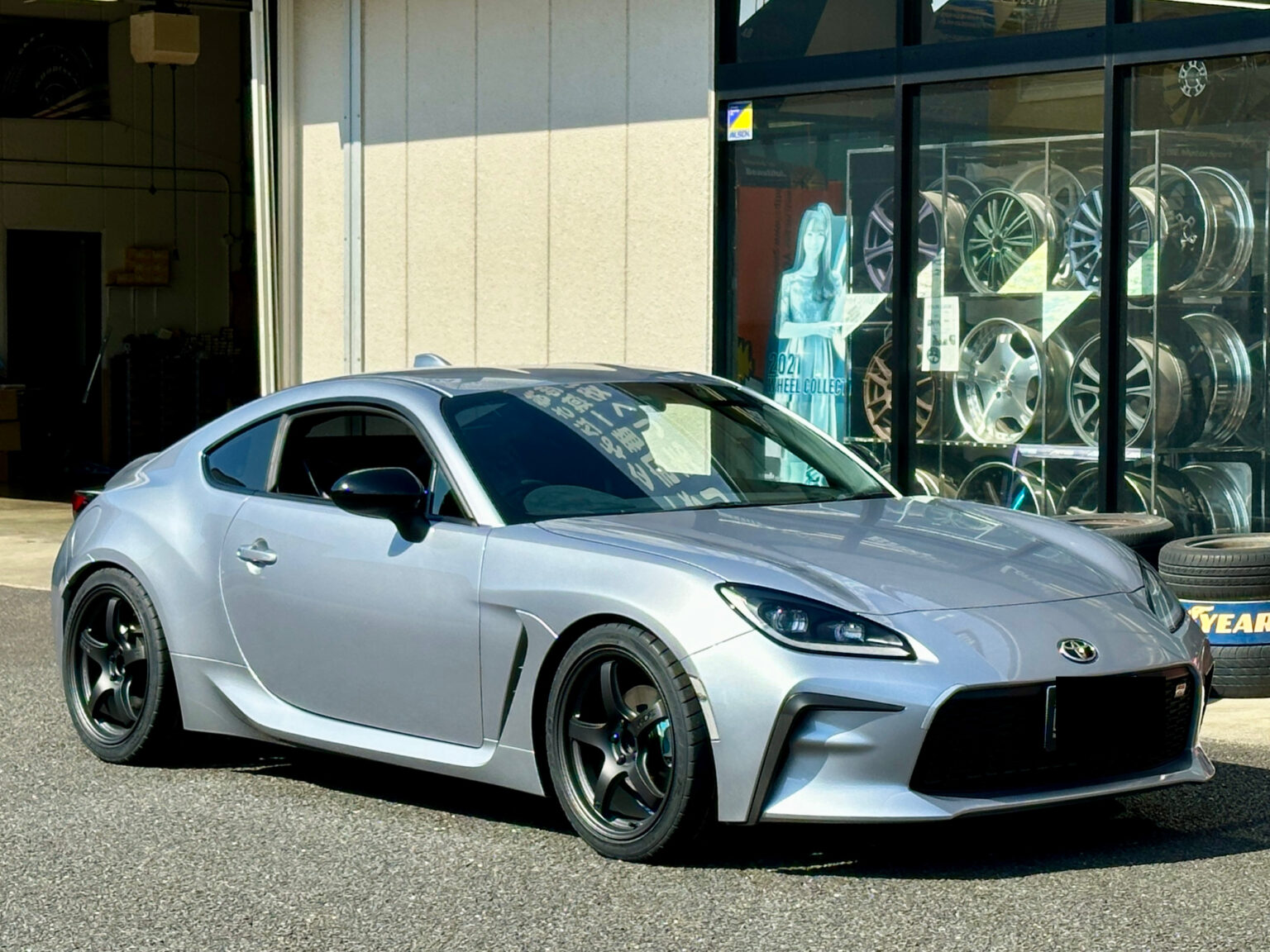 GR86 レイズ グラムライツ 57CR スペックD 装着 - 48motorz